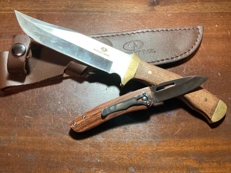 Mossy Oak シースナイフ 徹底レビュー!バトニングは可能?おまけのミニナイフは付く!?